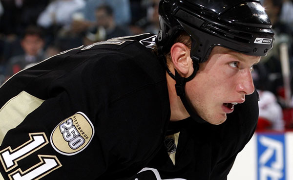 Jordan Staal Suffers Fractured Hand - The Hockey Writers - - NHL News ...