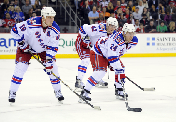 Former Rangers Captain Steals Show In Return To New York - The Hockey ...
