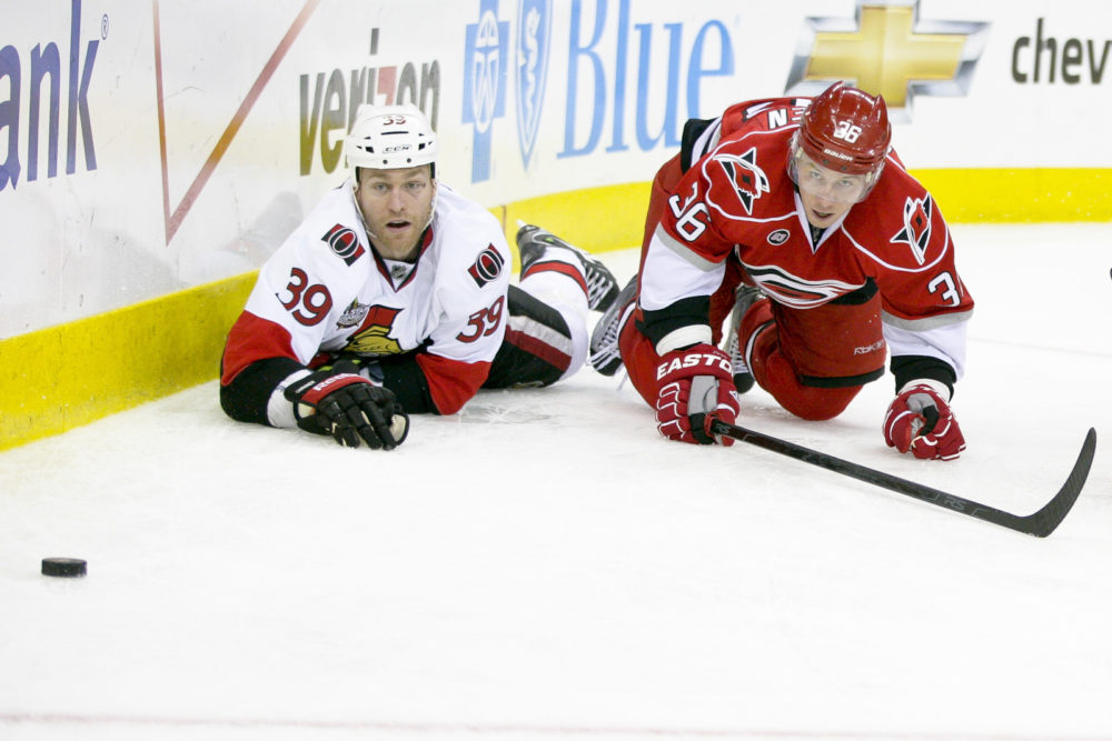 Islanders Give Matt Carkner, 2 Others PTO - The Hockey Writers - - NHL ...