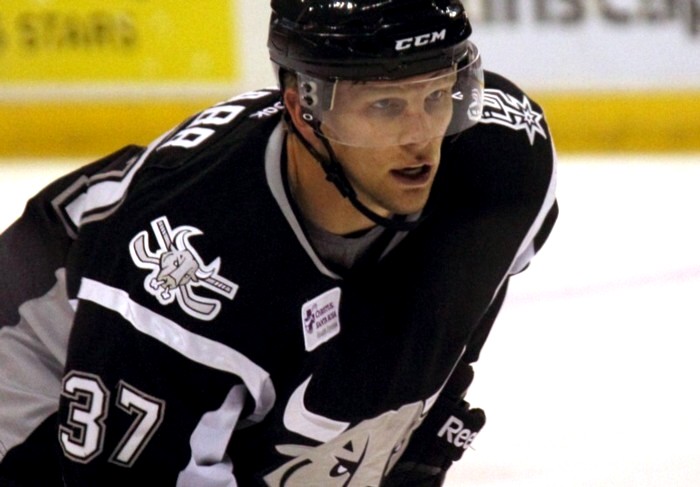 Joey Crabb Takes PTO With 'Yotes - The Hockey Writers - - NHL News ...