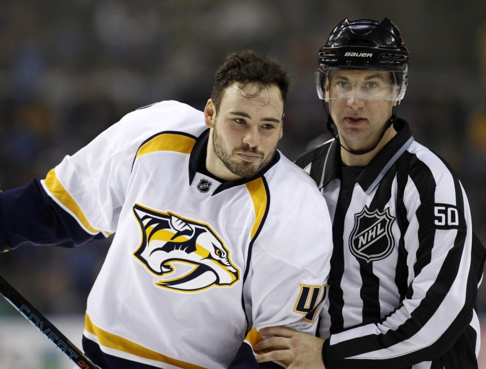 Taylor Beck Signs 1-Year Pact With Leafs - The Hockey Writers - - NHL ...