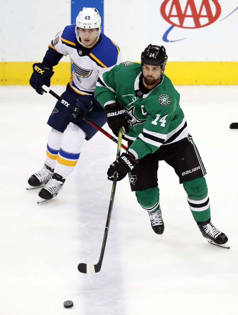 Dallas Stars Snap St. Louis Blues' Record Win Streak - Benn Strikes Twice