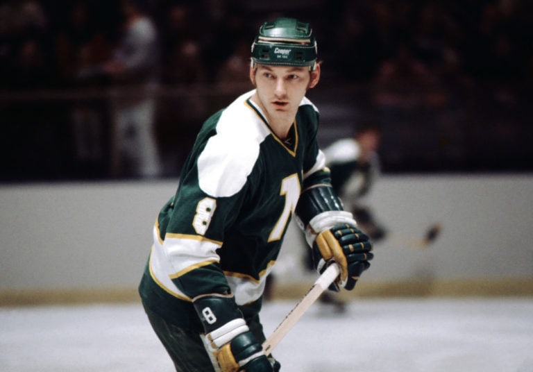 One for the Ages: Bill Goldsworthy’s 1973-74 NHL Season - The Hockey ...