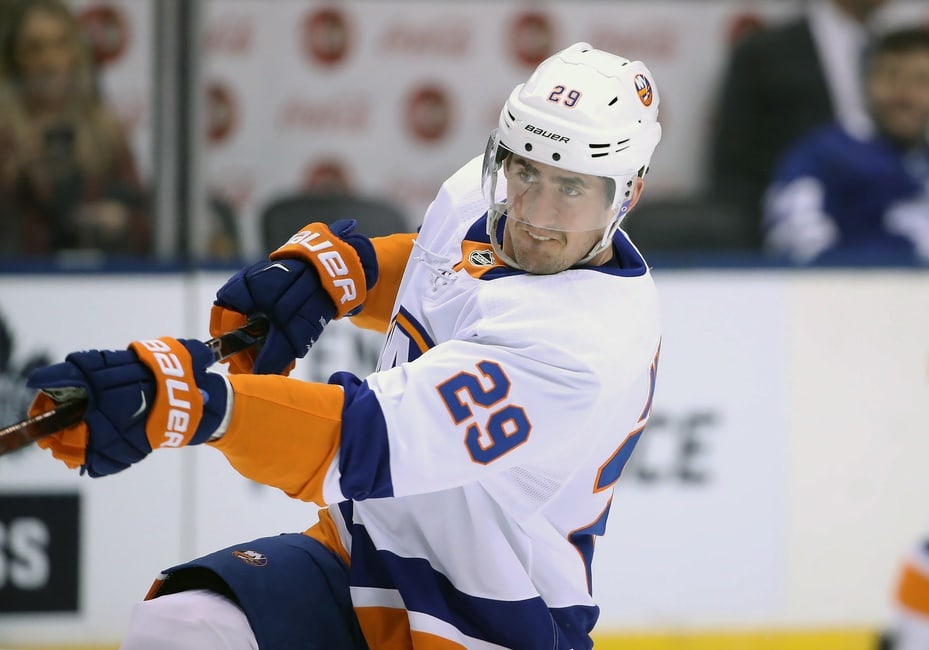 NHL News & Notes: Brock Nelson, Senators Head Coach & More