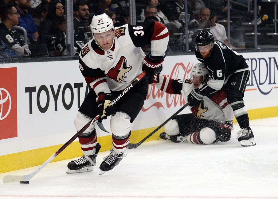 Darcy Kuemper, Coyotes Hold off Blue Jackets 4-2