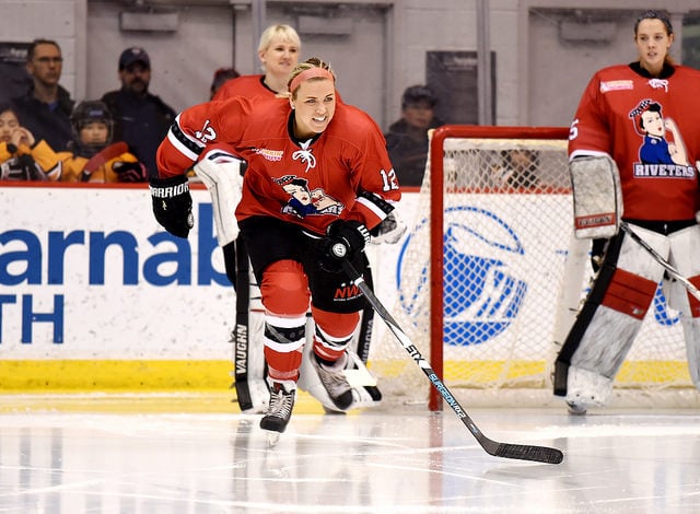 Metropolitan Riveters: Harvard Grad Hillary Crowe Joins NWHL