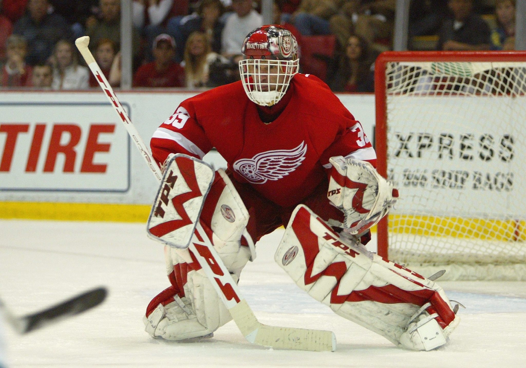 Best NHL Goalies of the 1990s - The Hockey Writers - NHL Goaltending ...
