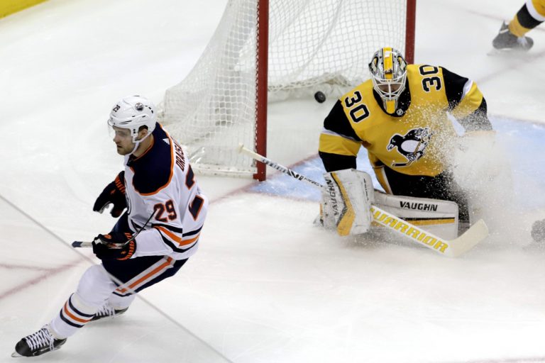 Pittsburgh Penguins Down Edmonton Oilers - Murray Makes 38 Saves
