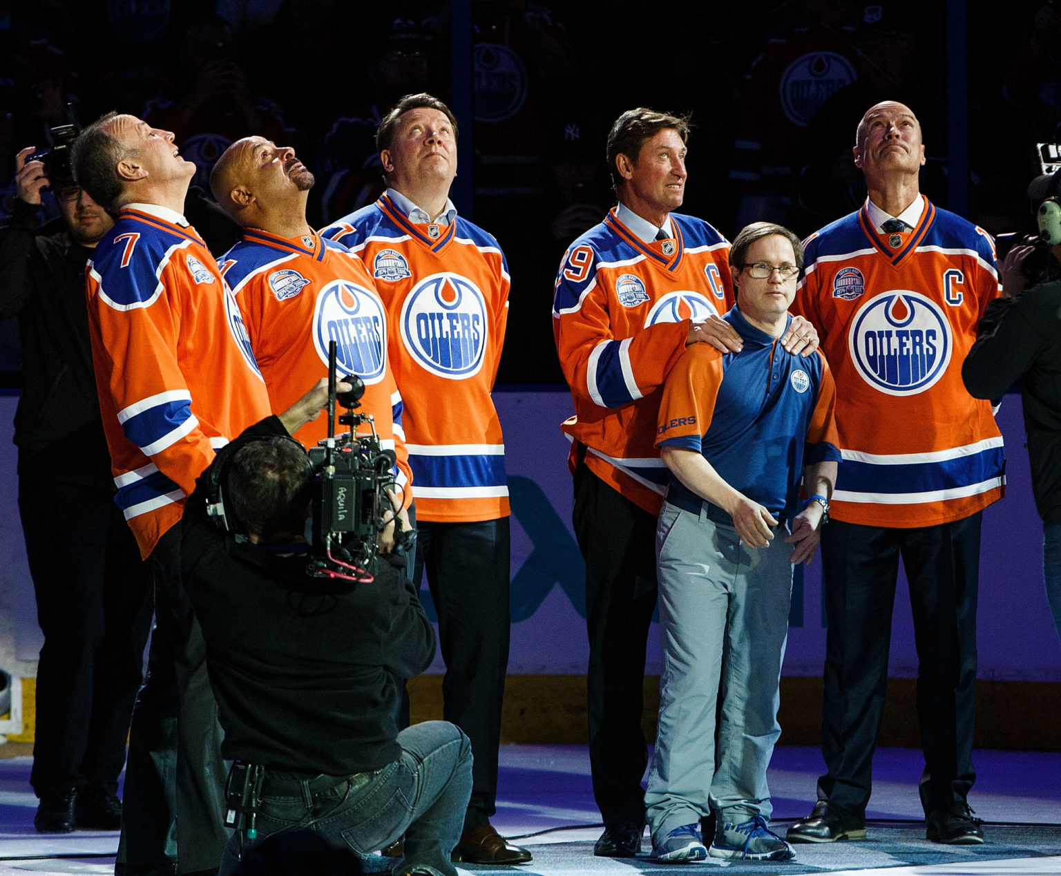 Remembering the Edmonton Oilers' First-Ever Playoff Win - The Hockey ...