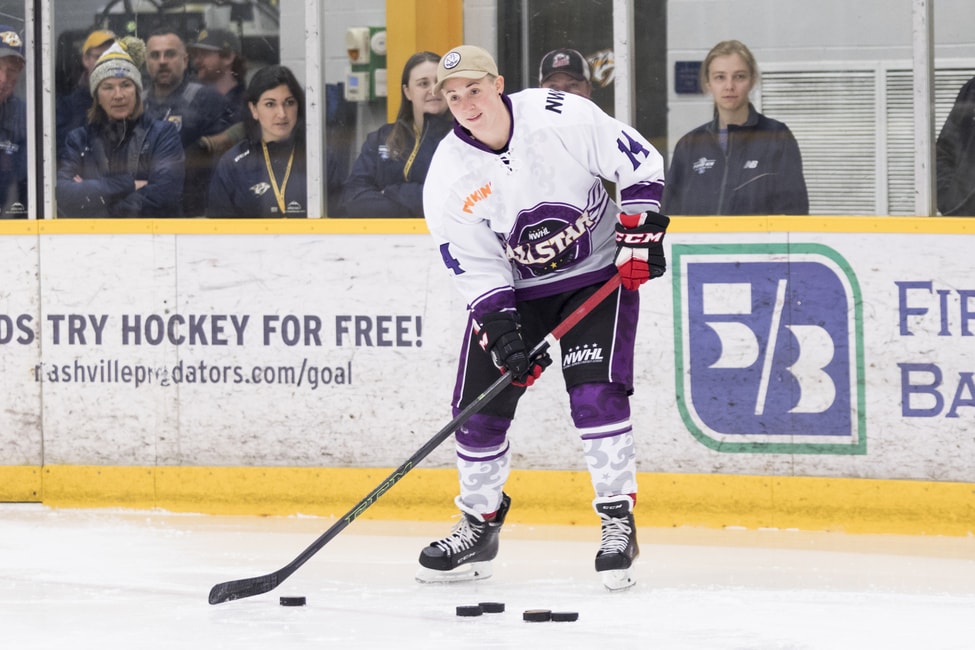 Metropolitan Riveters: Madison Packer Re-Signs for 5th NWHL Season