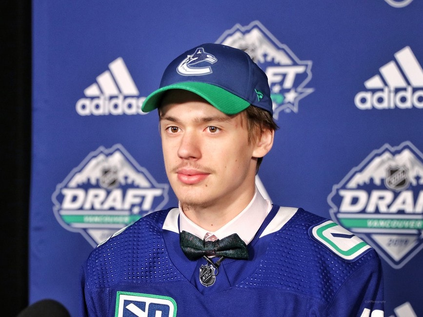 Arturs Silovs' Confidence Soaring With Vancouver Canucks' Win - The ...