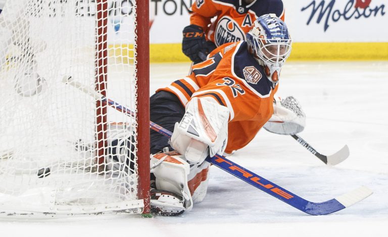 Toronto Maple Leafs Snap Edmonton Oilers' Streak - Tavares Tallies Three