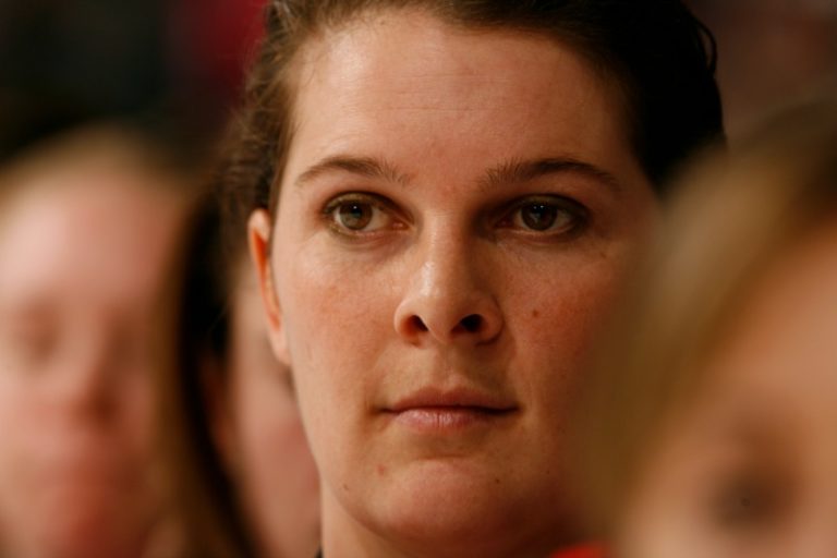 Jennifer Botterill Discusses The State Of Women's Hockey - The Hockey ...