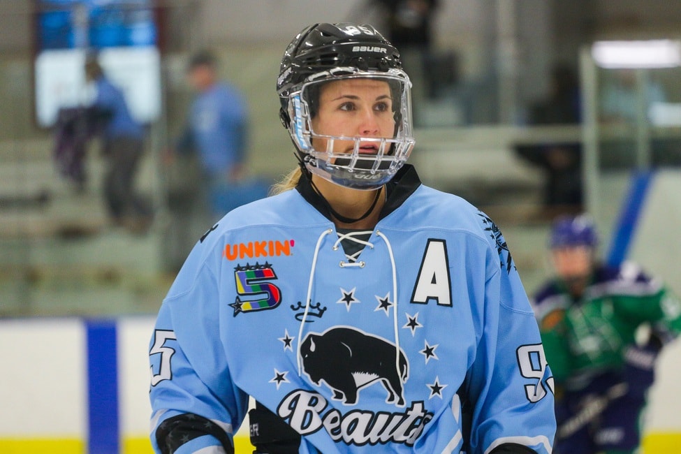 Buffalo Beauts: Taylor Accursi Inspiring Fans Near and Far