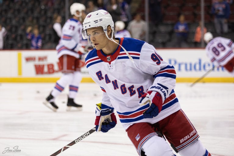 Vladislav Namestnikov Has 2 Goals in Senators' 4-2 Victory over Lightning