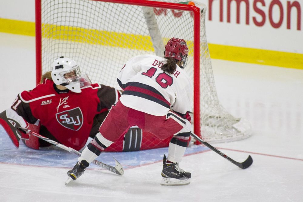 Miye D'Oench Joins the Riveters - The Hockey Writers - Metropolitan ...