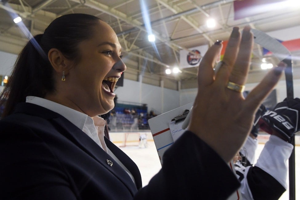 Dinamo St. Petersburg's Asst Coach Yulia Karpova Goes One-On-One - The ...