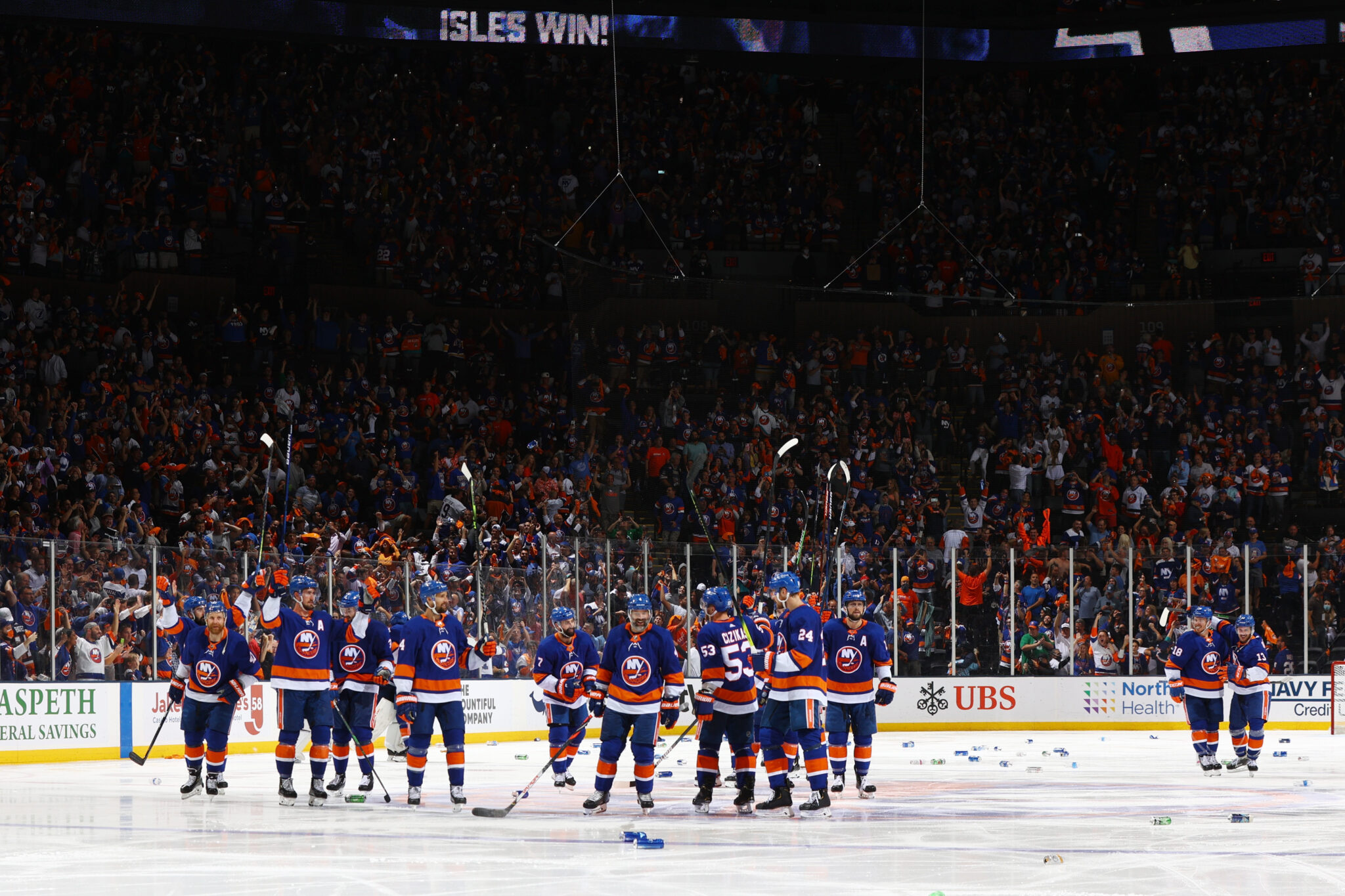 Islanders Need to Give UBS Arena it's Coliseum Moment - The Hockey ...