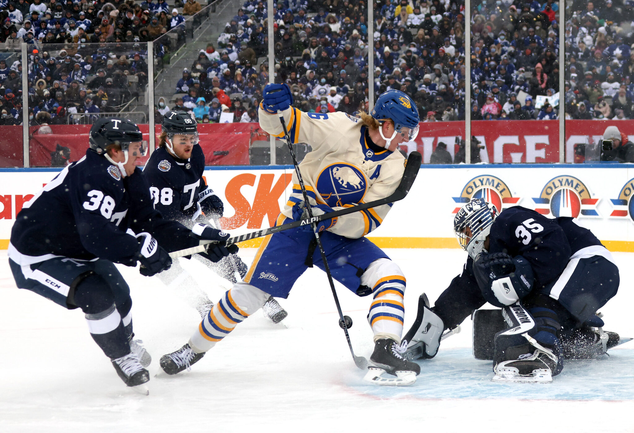 Maple Leafs' 3 Up, 3 Down: Matthews, Källgren & the Heritage Classic ...