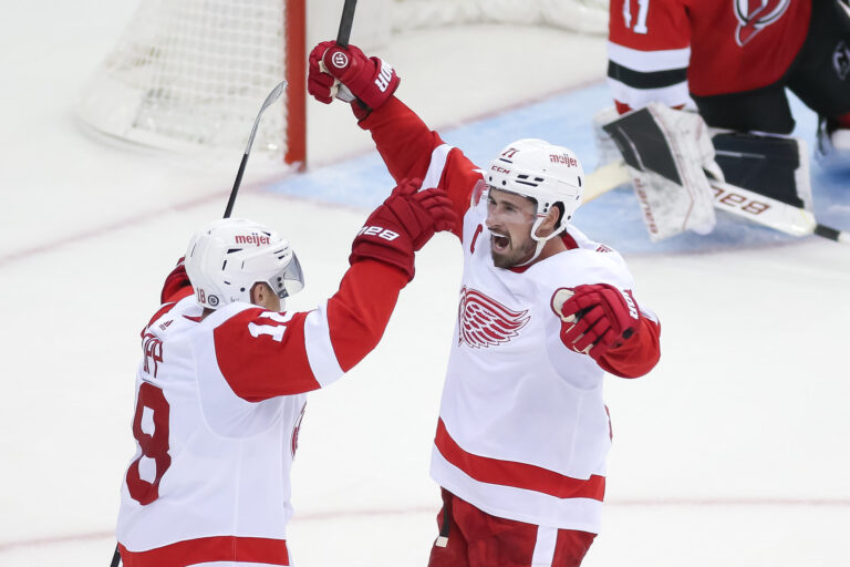 Breaking Down the Red Wings' 2025-26 Opening Night Roster - The Hockey ...