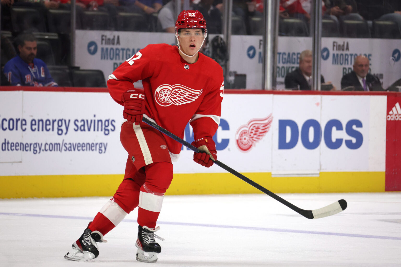 Detroit Red Wings Weekly: Jonatan Berggren Has Arrived! Detroit Red Wings Weekly: Jonatan Berggren Has Arrived!