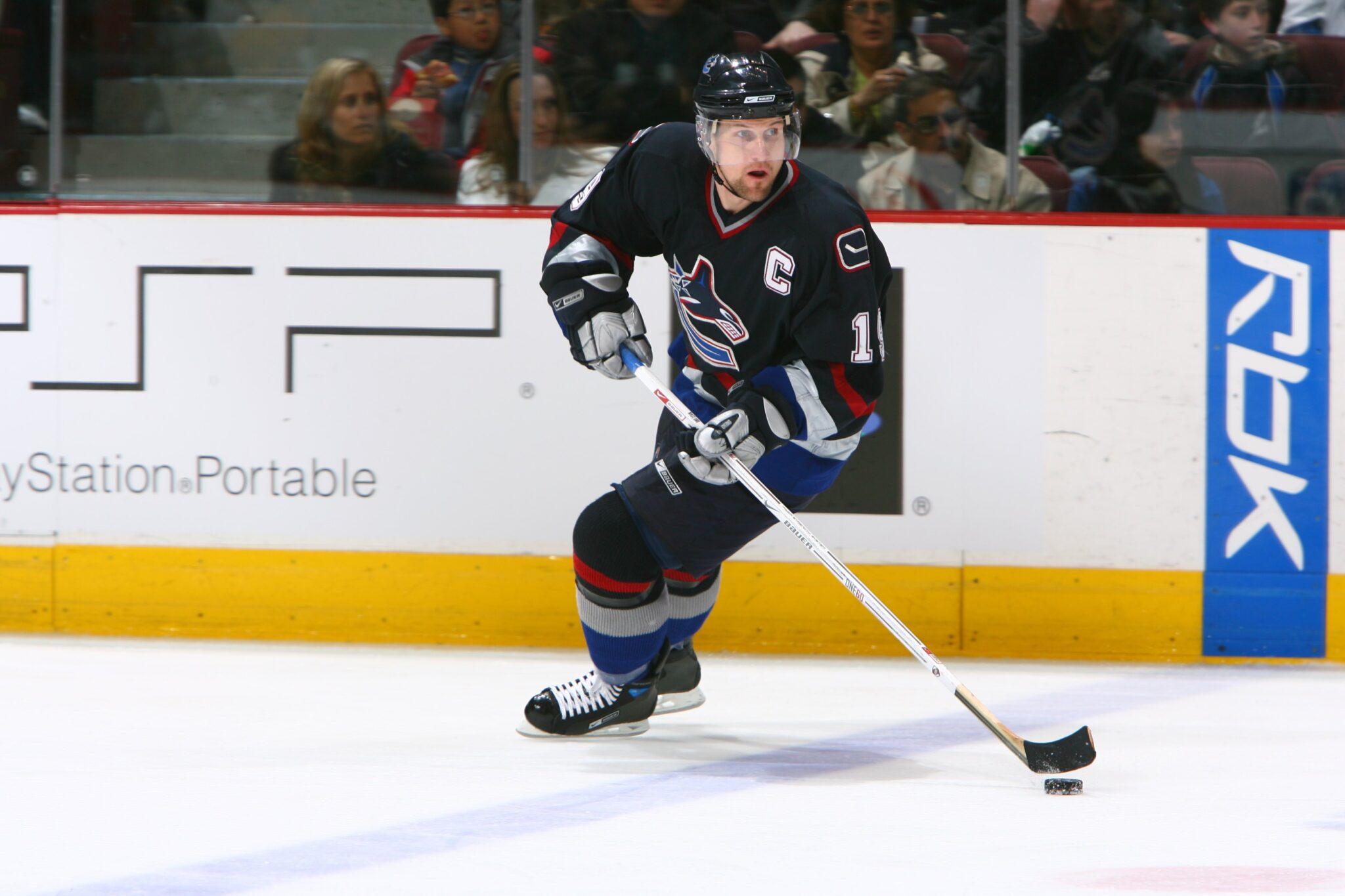 Markus Naslund - The Hockey Writers