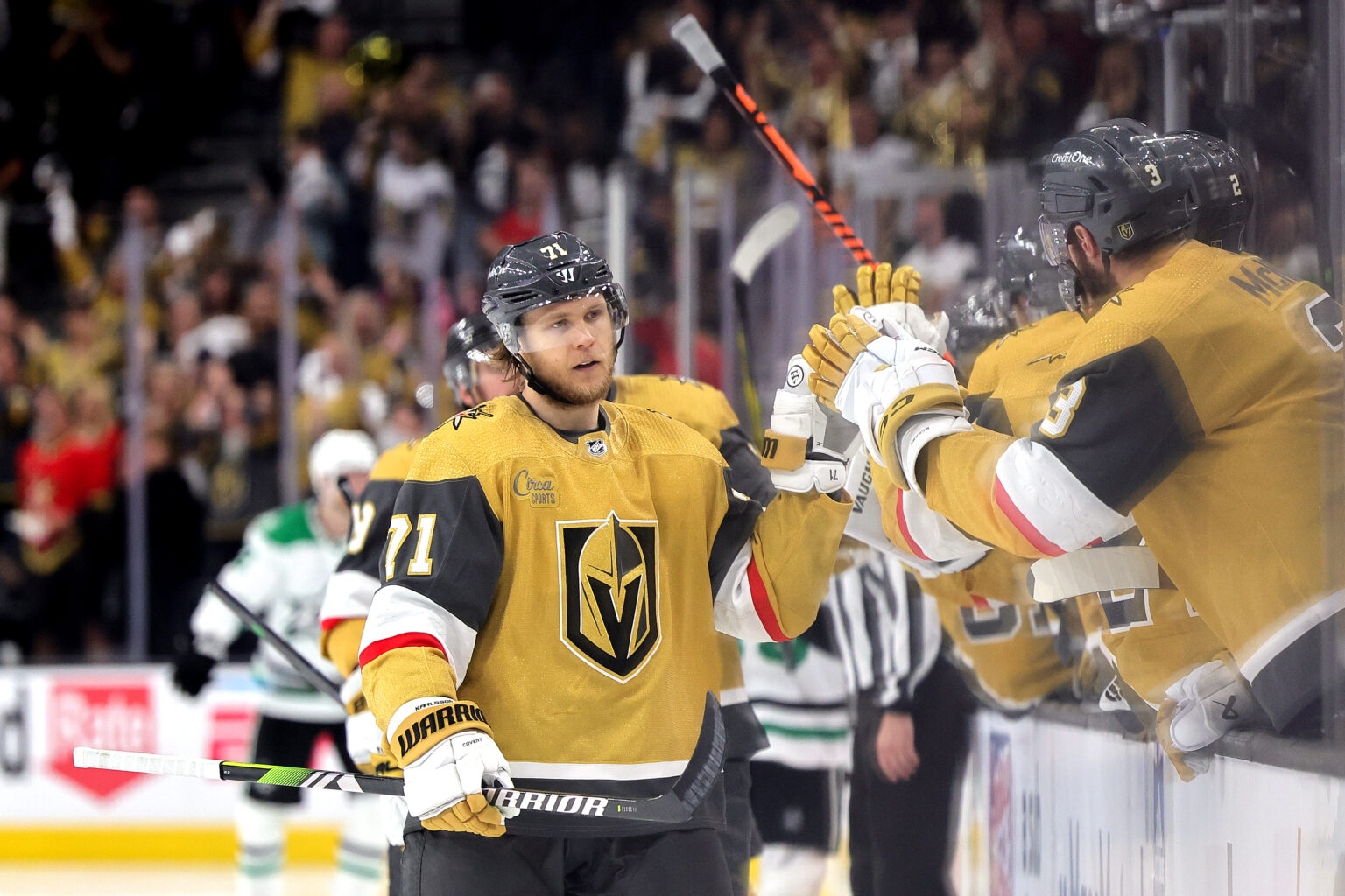 Golden Knights Ride Another Strong 3rd Period to 3-1 Win Over Canucks ...