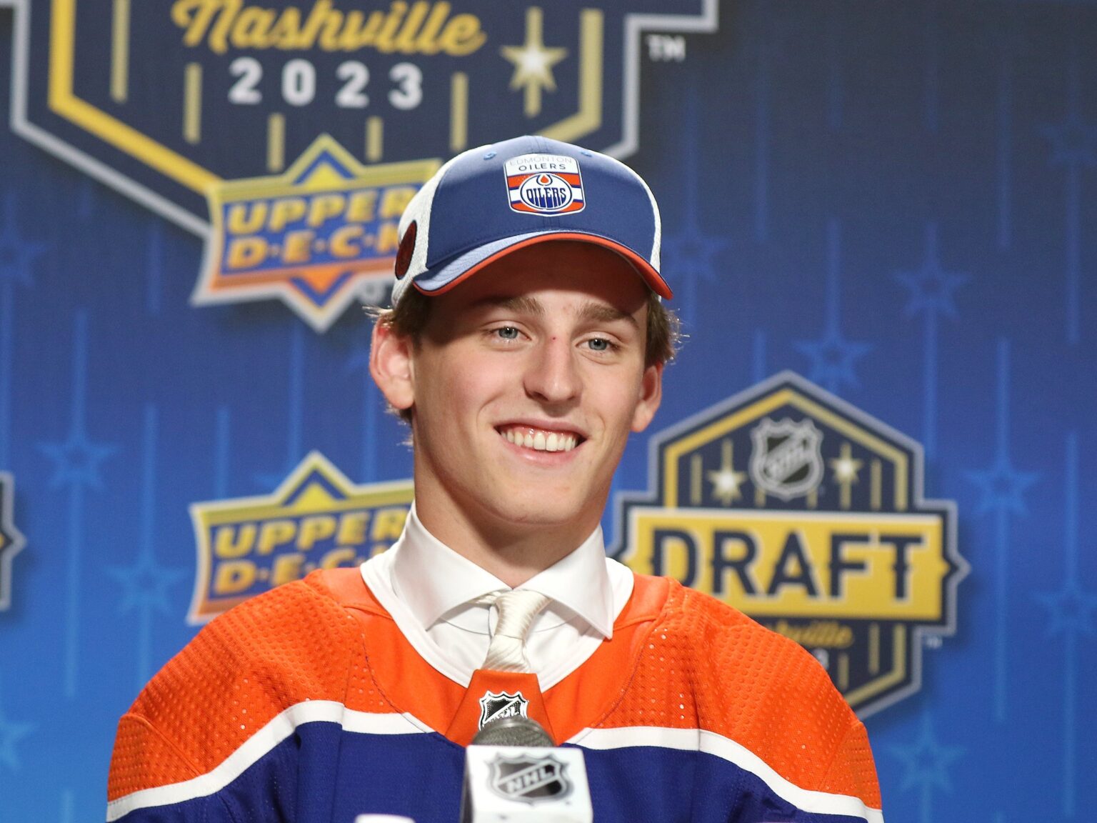 3 Edmonton Oilers Prospects Who Stood Out in Rookie Game Against Flames - The Hockey Writers ...