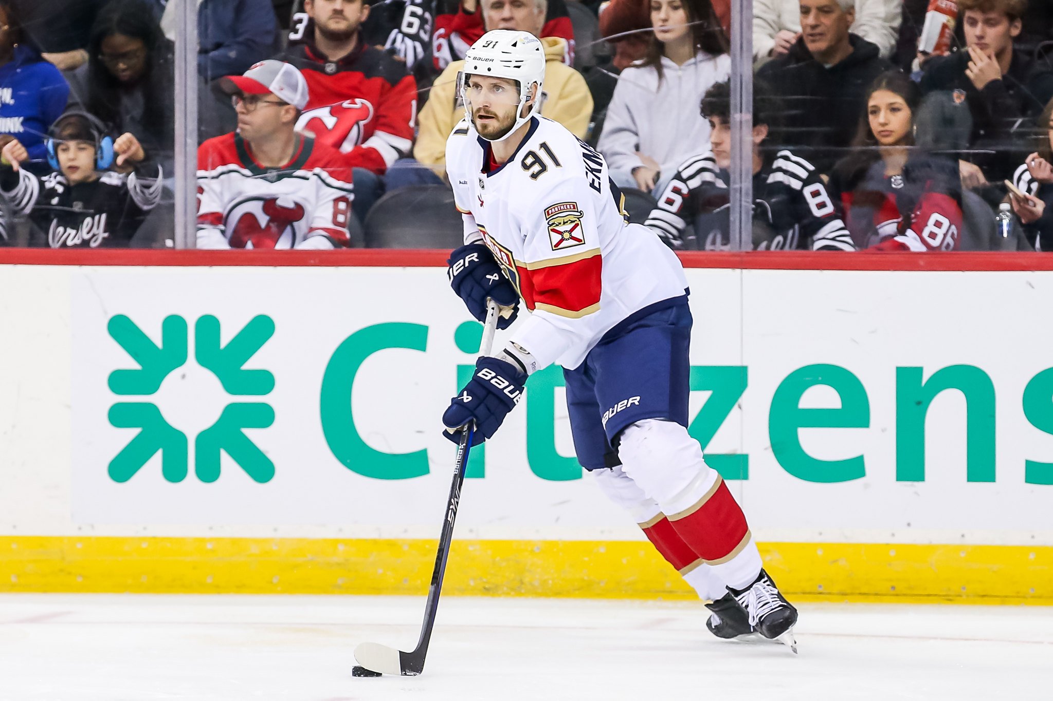 Maple Leafs Position Battles to Keep an Eye On - The Hockey Writers ...