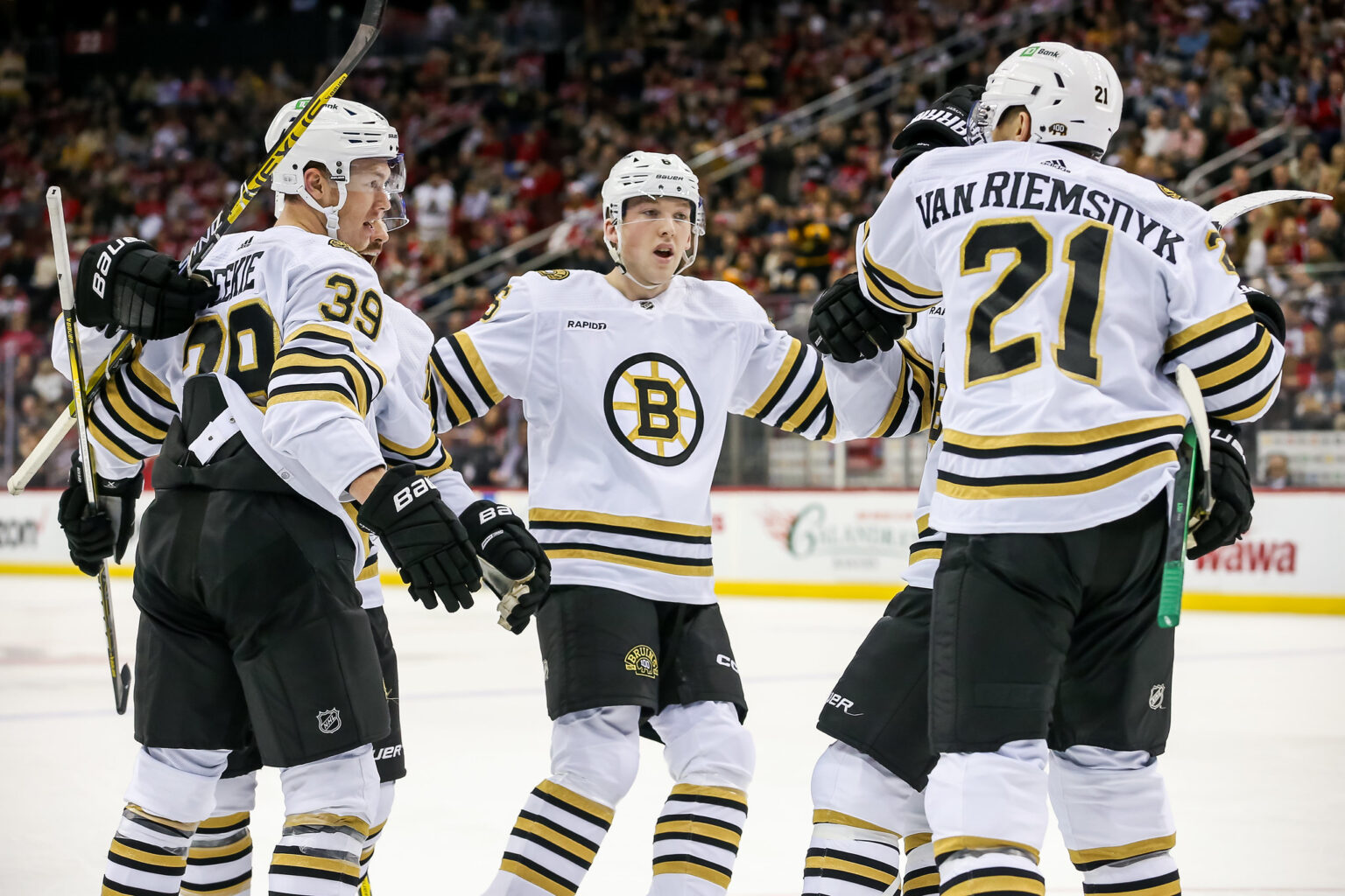 Bruins to Play Against Penguins in NHL's Big City Greens Classic