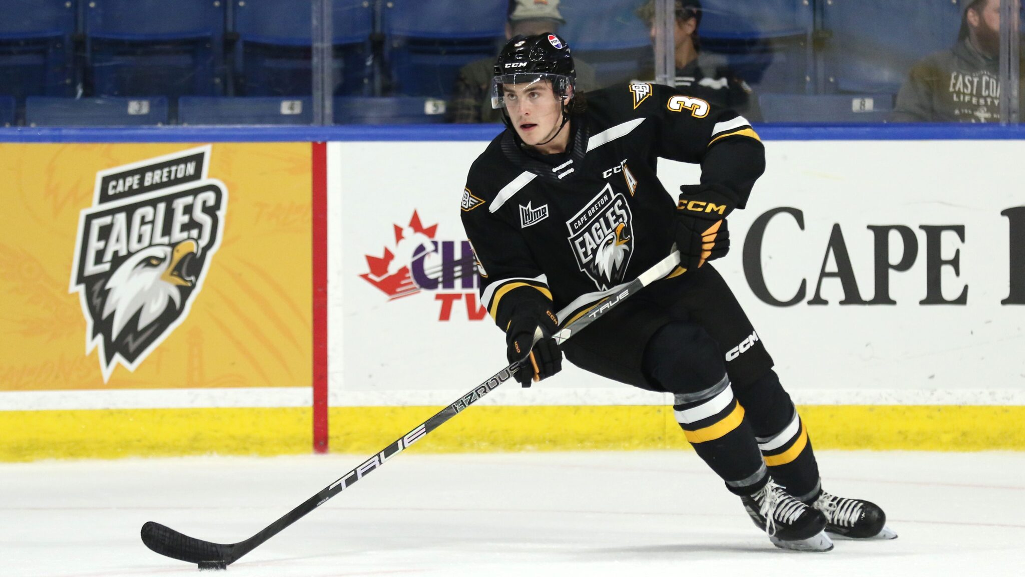 Tomas Lavoie – 2024 NHL Draft Prospect Profile - The Hockey Writers ...