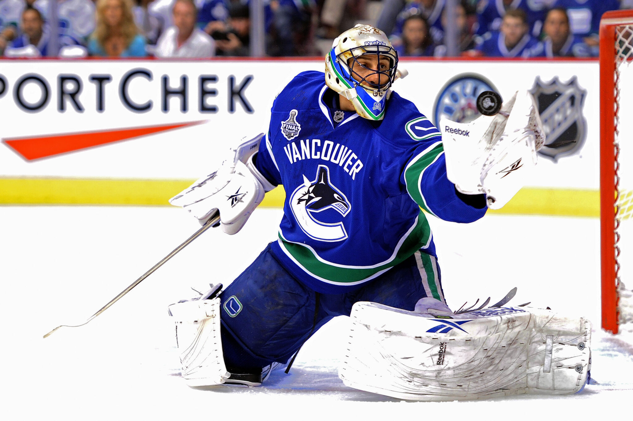 How Drafting Roberto Luongo Could’ve Changed 25 Years of Maple Leafs ...