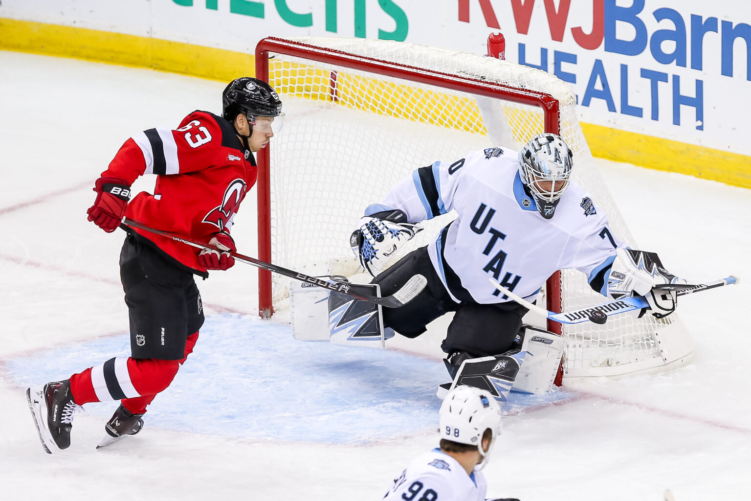 Utah HC Loses First Game in History to New Jersey Devils - The Hockey ...