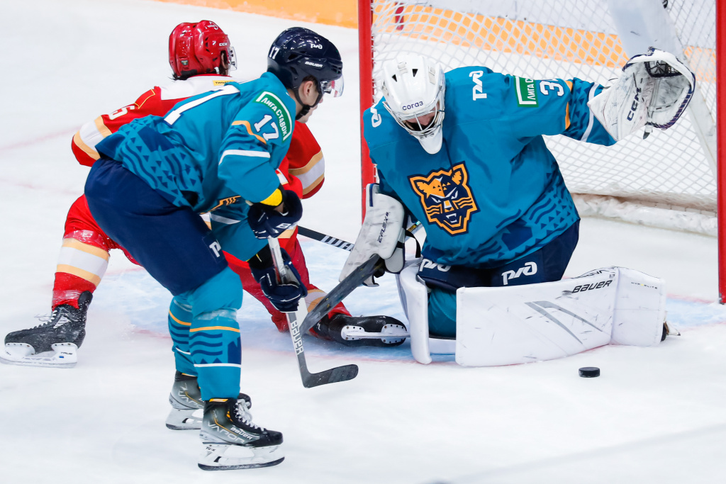 3 Under-the-Radar Blue Jackets Prospects to Watch in 2025-26 - The Hockey Writers - Blue Jackets ...