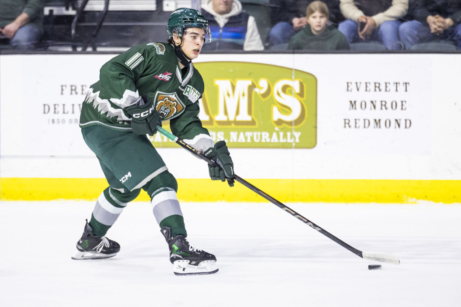 Carter Bear – 2025 NHL Draft Prospect Profile - The Hockey Writers ...