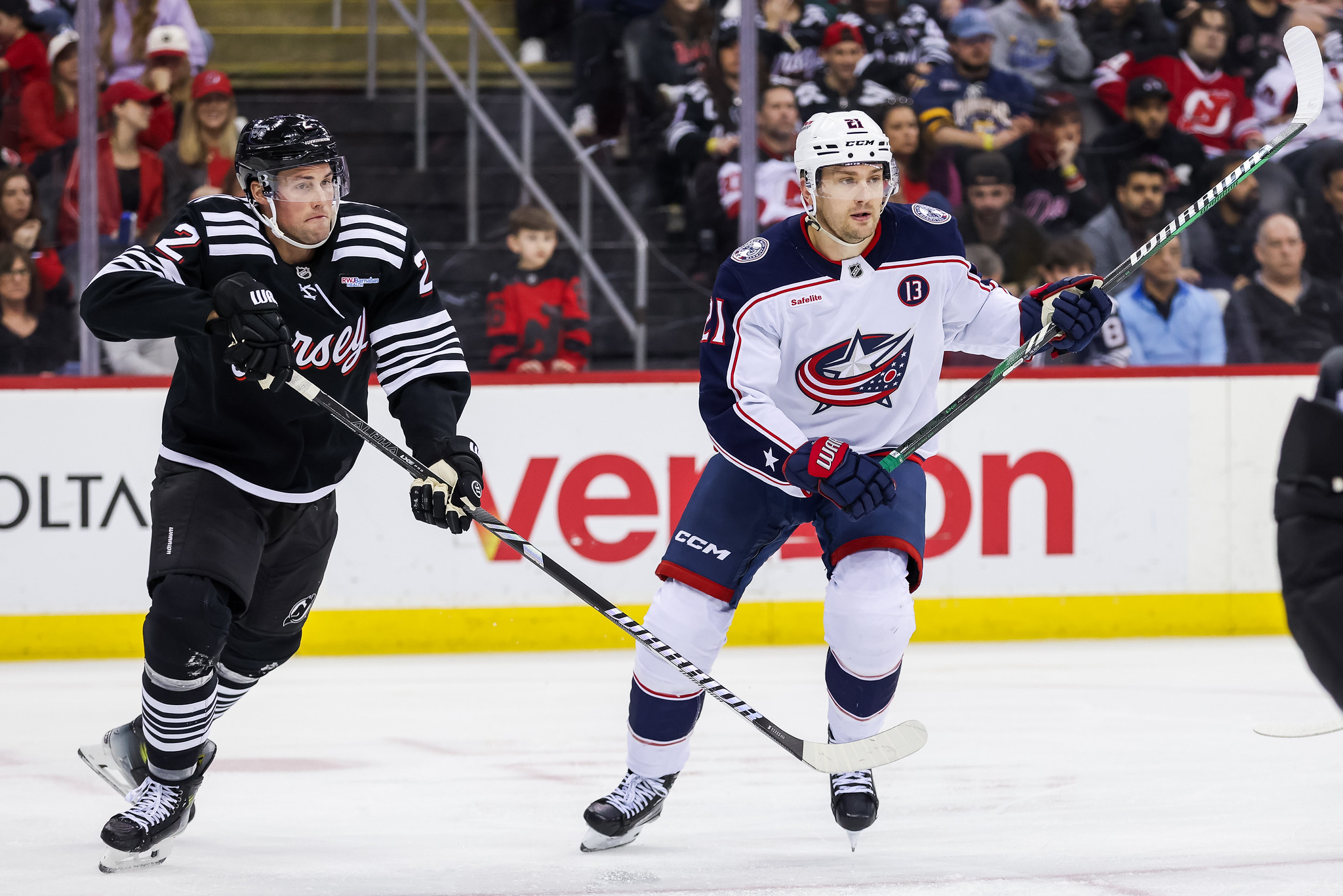 Columbus Blue Jackets' James van Riemsdyk Was an Underrated Addition - The Hockey Writers ...