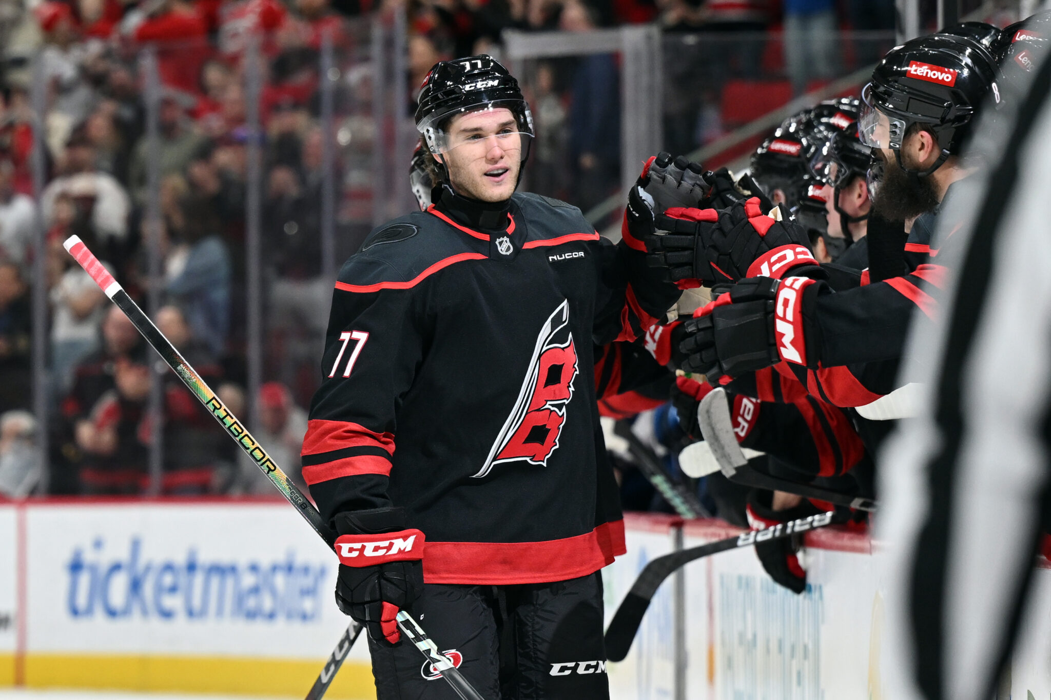 Hurricanes' Jankowski and Roslovic Provide Different Fourth Line ...