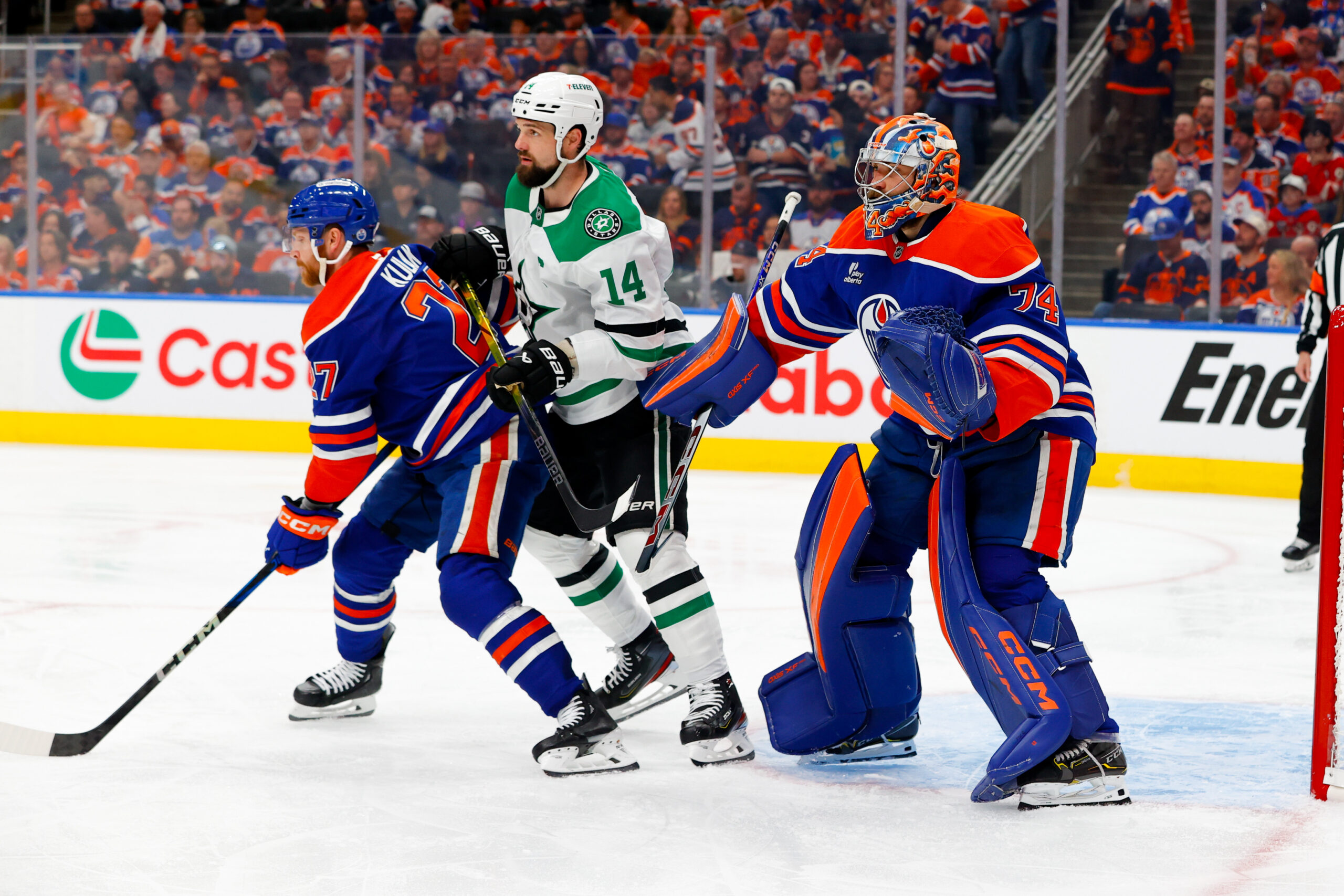 4 Keys to Oilers Winning Game 4 Against Stars - The Hockey Writers ...