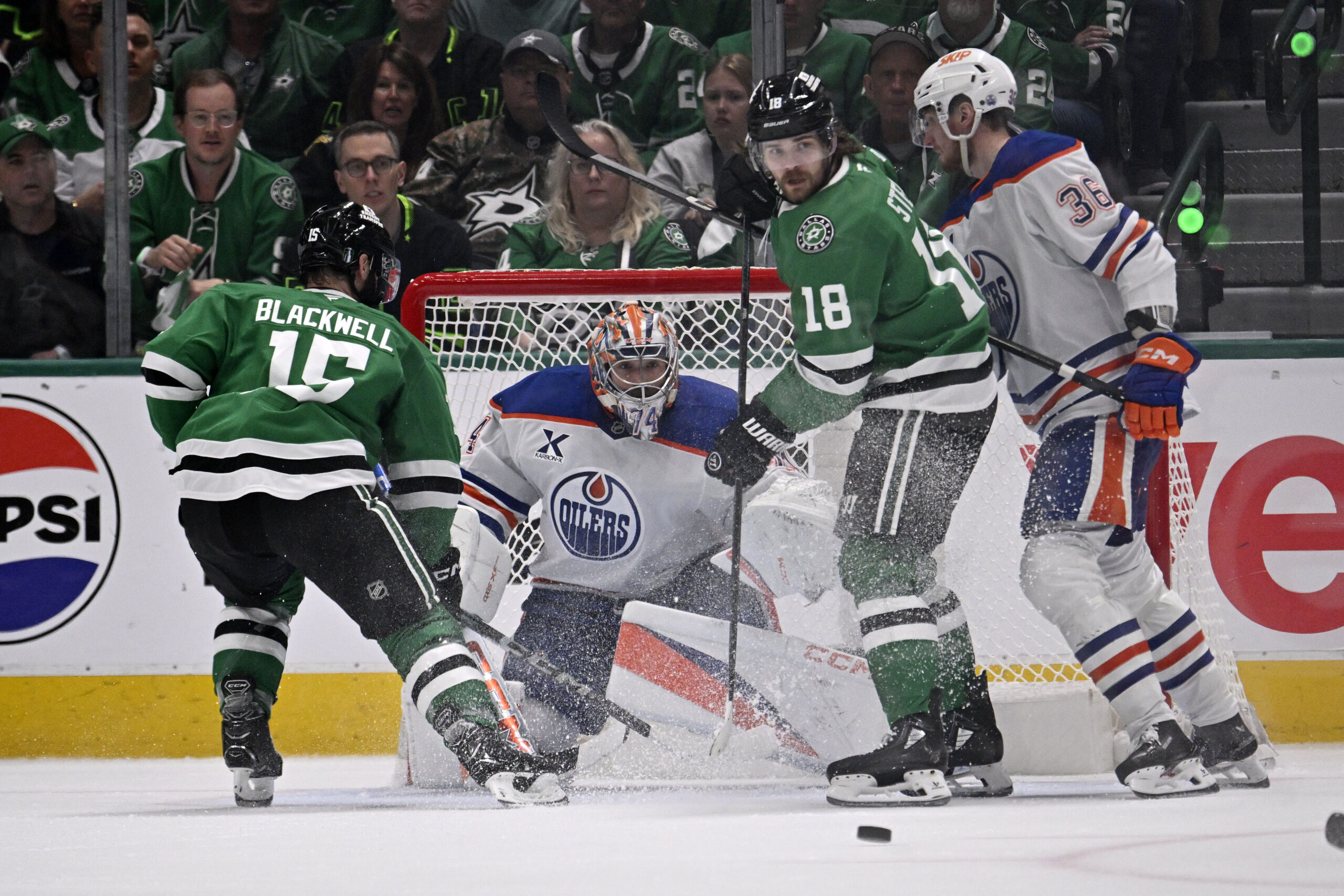 4 Takeaways From Edmonton Oilers' 3-0 Victory Over Stars in Game 2 ...