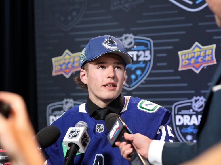 Braeden Cootes Was the Perfect Pick for the Canucks at No. 15 - The ...