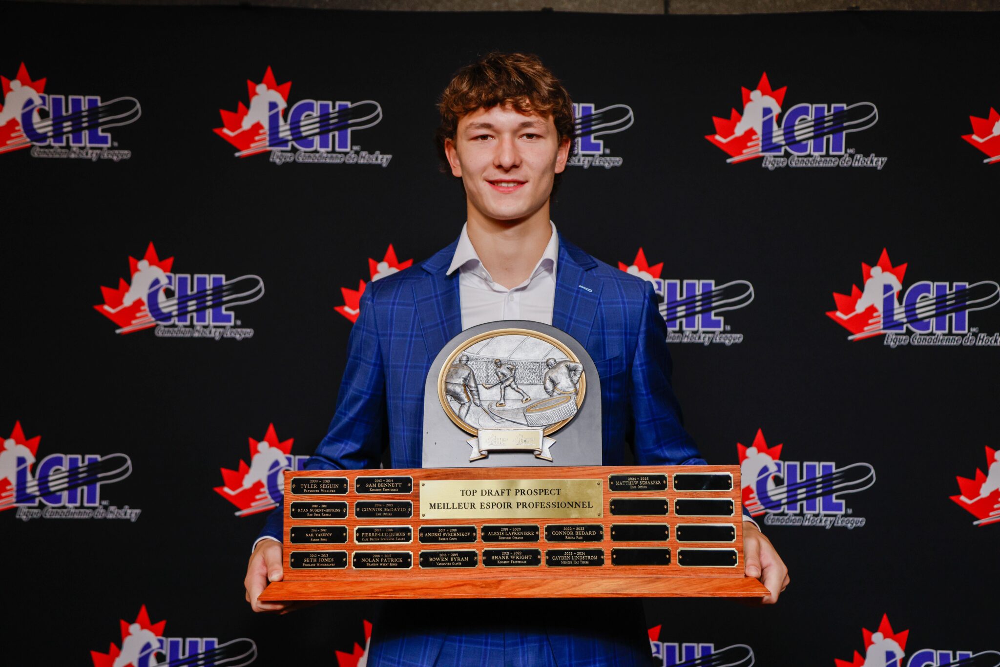Potential No. 1 Pick Matthew Schaefer Deserving of CHL Top Prospect ...