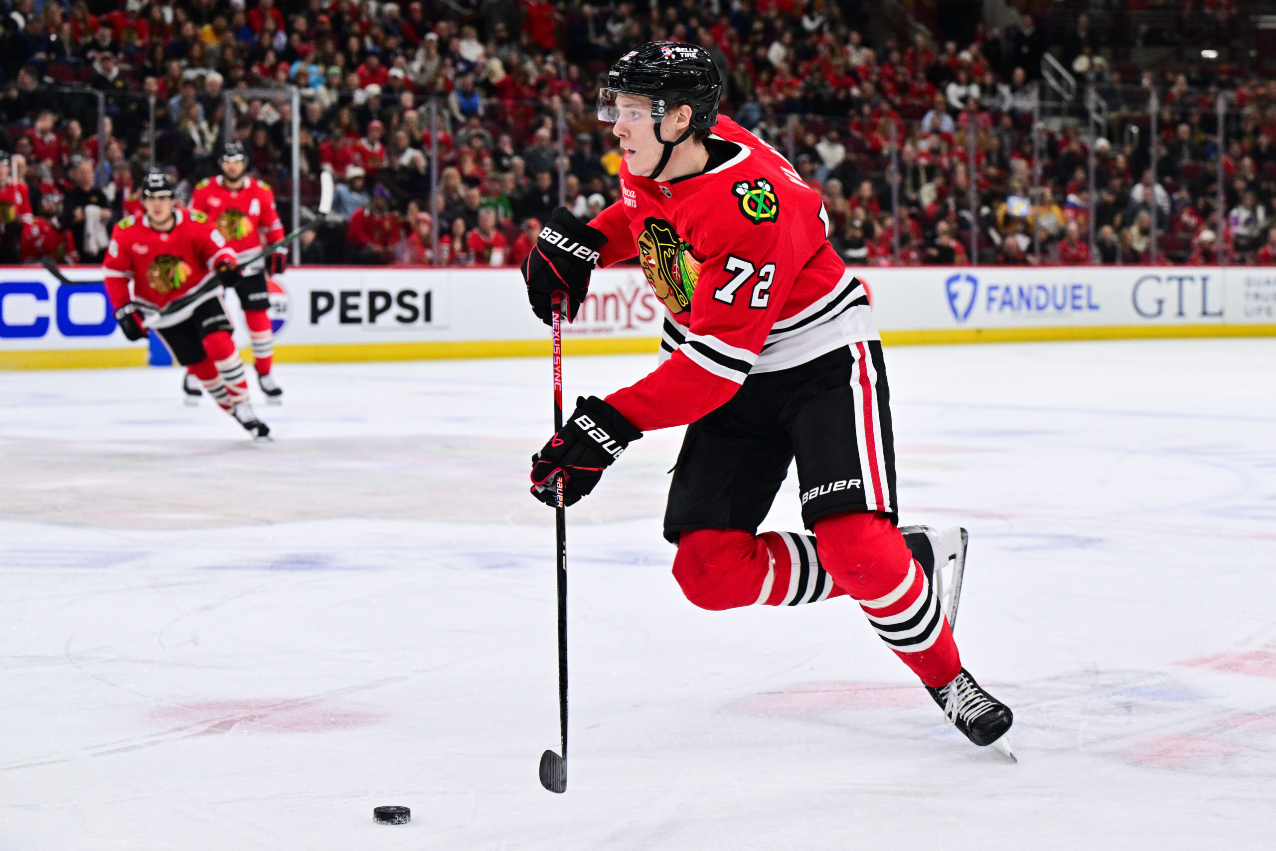 Blackhawks' Alex Vlasic's Emerging Leadership Key in 2025-26 - The ...