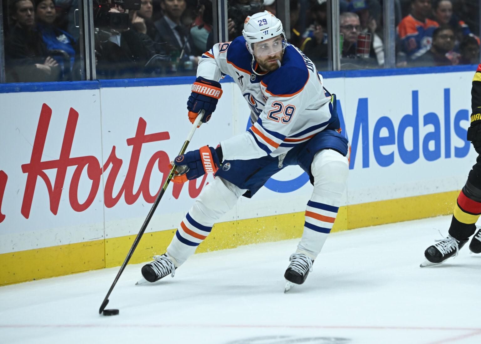 4 Takeaways From Oilers' 4-3 Overtime Loss to Canucks - The Hockey ...