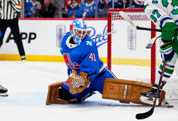 Colorado Avalanche's Scott Wedgewood Has Been a Massive Boost to Early ...