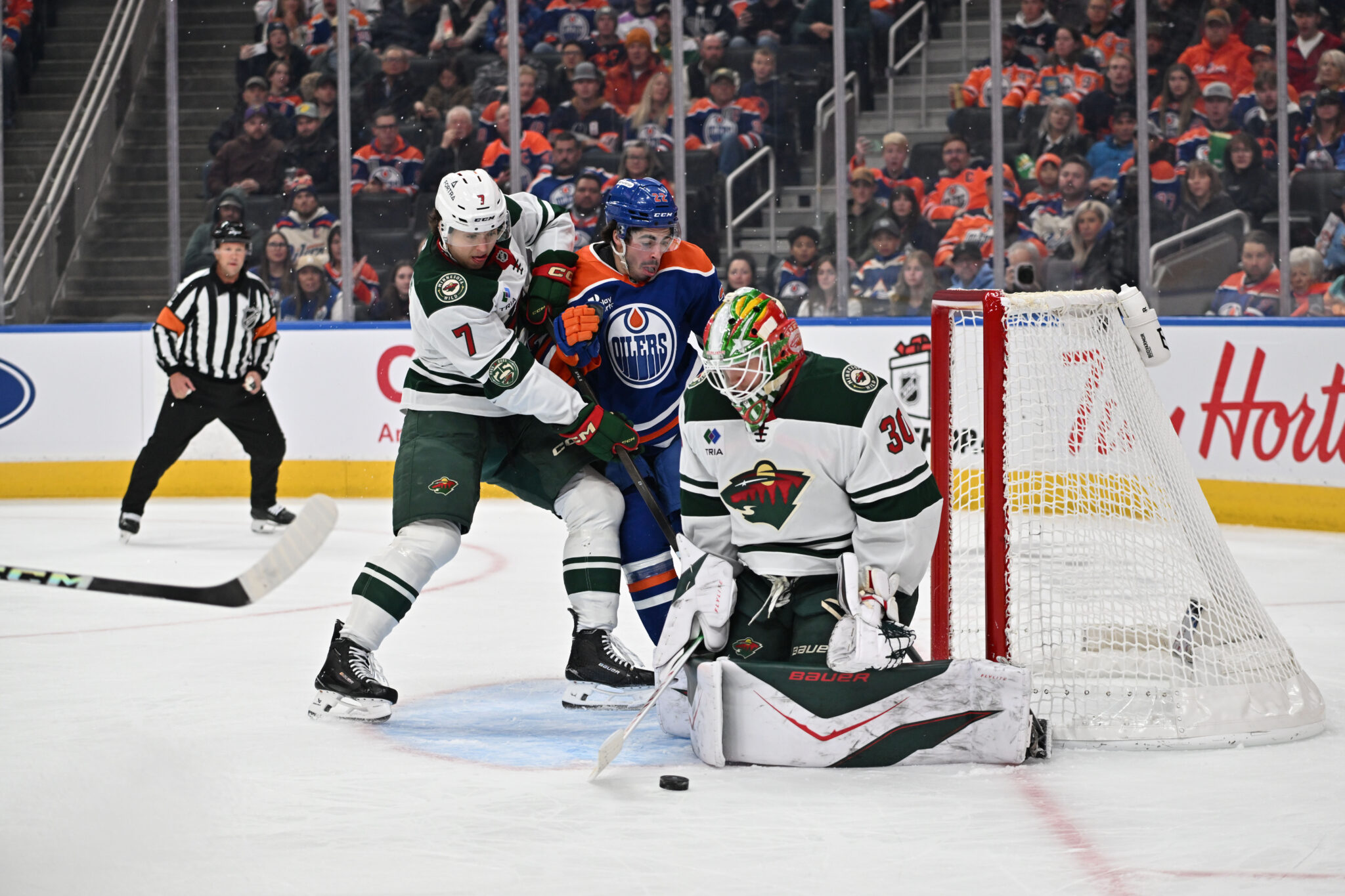Wallstedt Was Spectacular in Wild's 1-0 Win Over Oilers - The Hockey ...