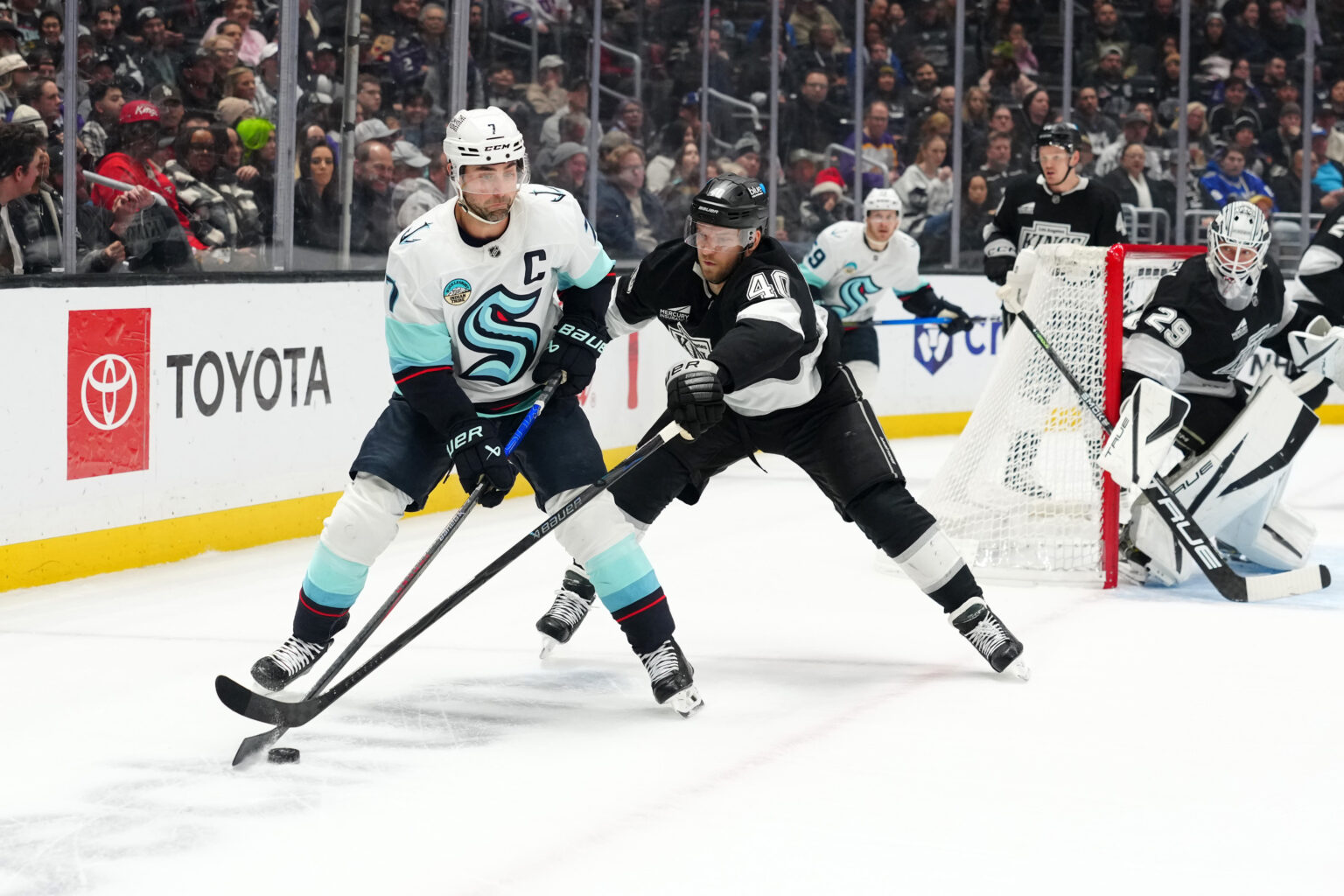 Seattle Kraken Gameday Preview: Back in Seattle to Host the Bruins ...