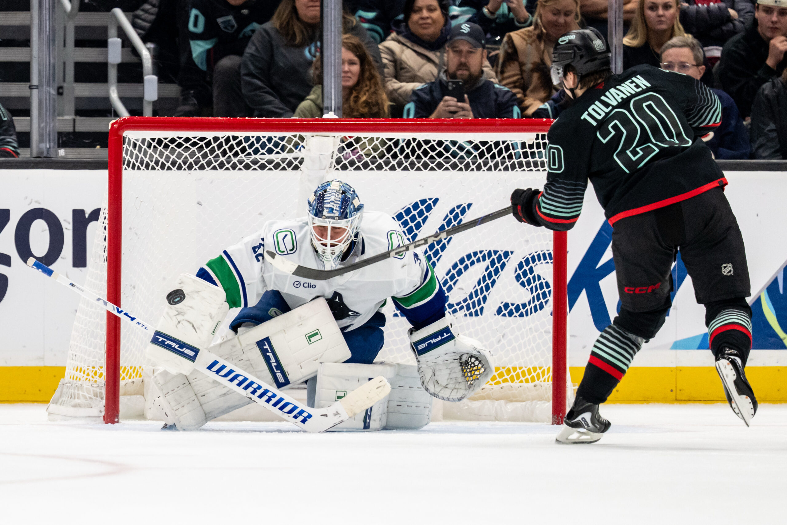 Lankinen's 37 Saves & Shootout Brilliance Lead Canucks to 3-2 Victory ...