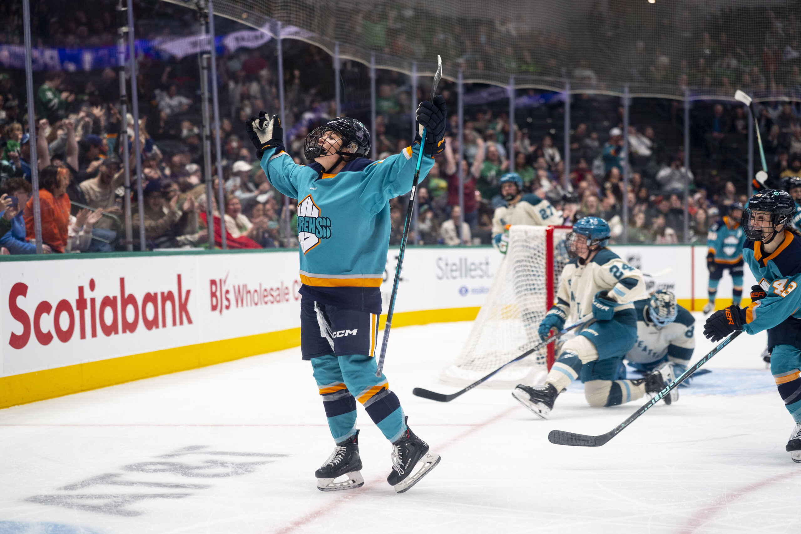 3 Takeaways From the Sirens' 4-3 Win Over the Torrent - The Hockey ...