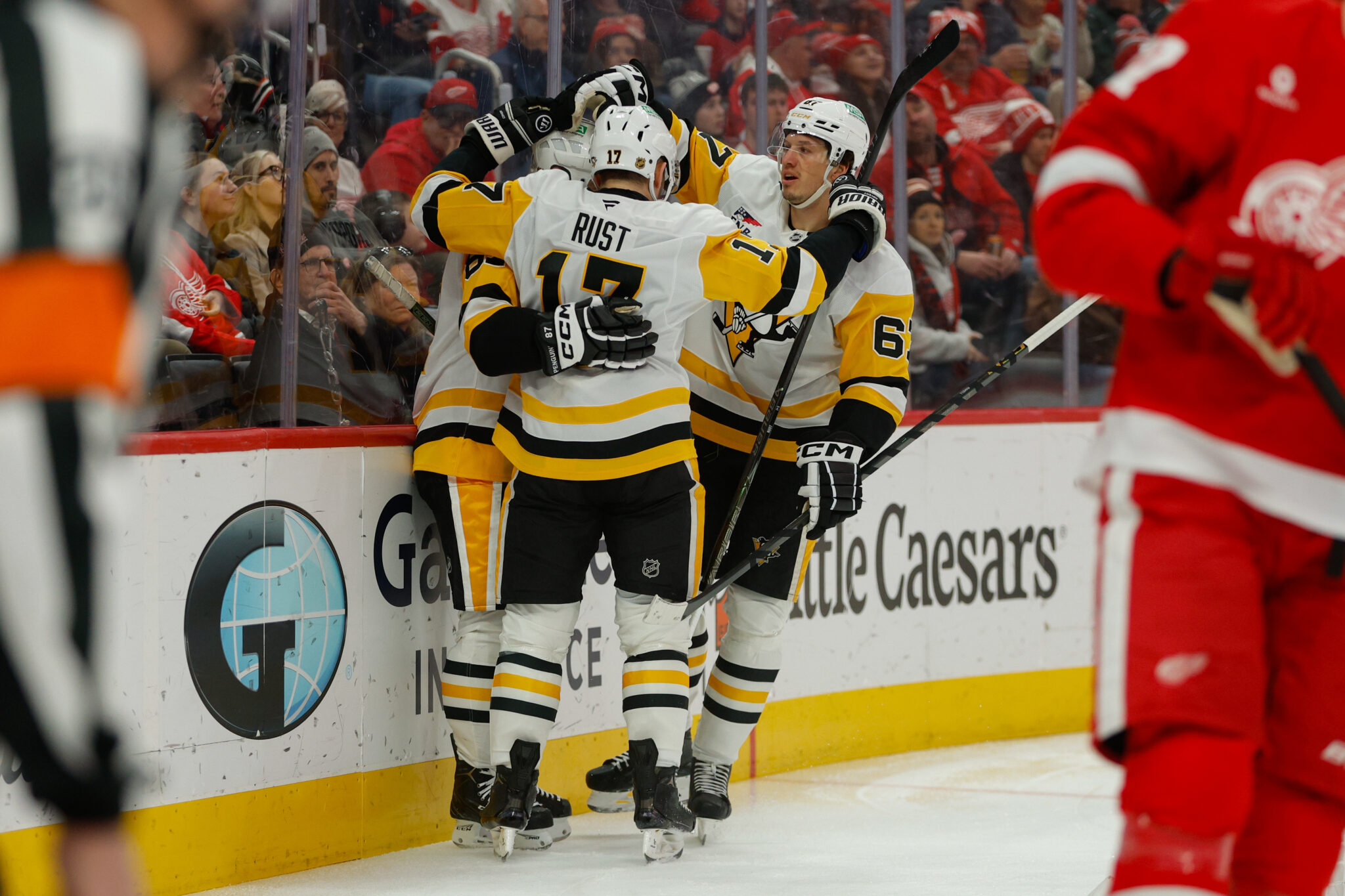 Penguins' Great Defensive Effort Propels Them to 4-1 Victory Over Red ...