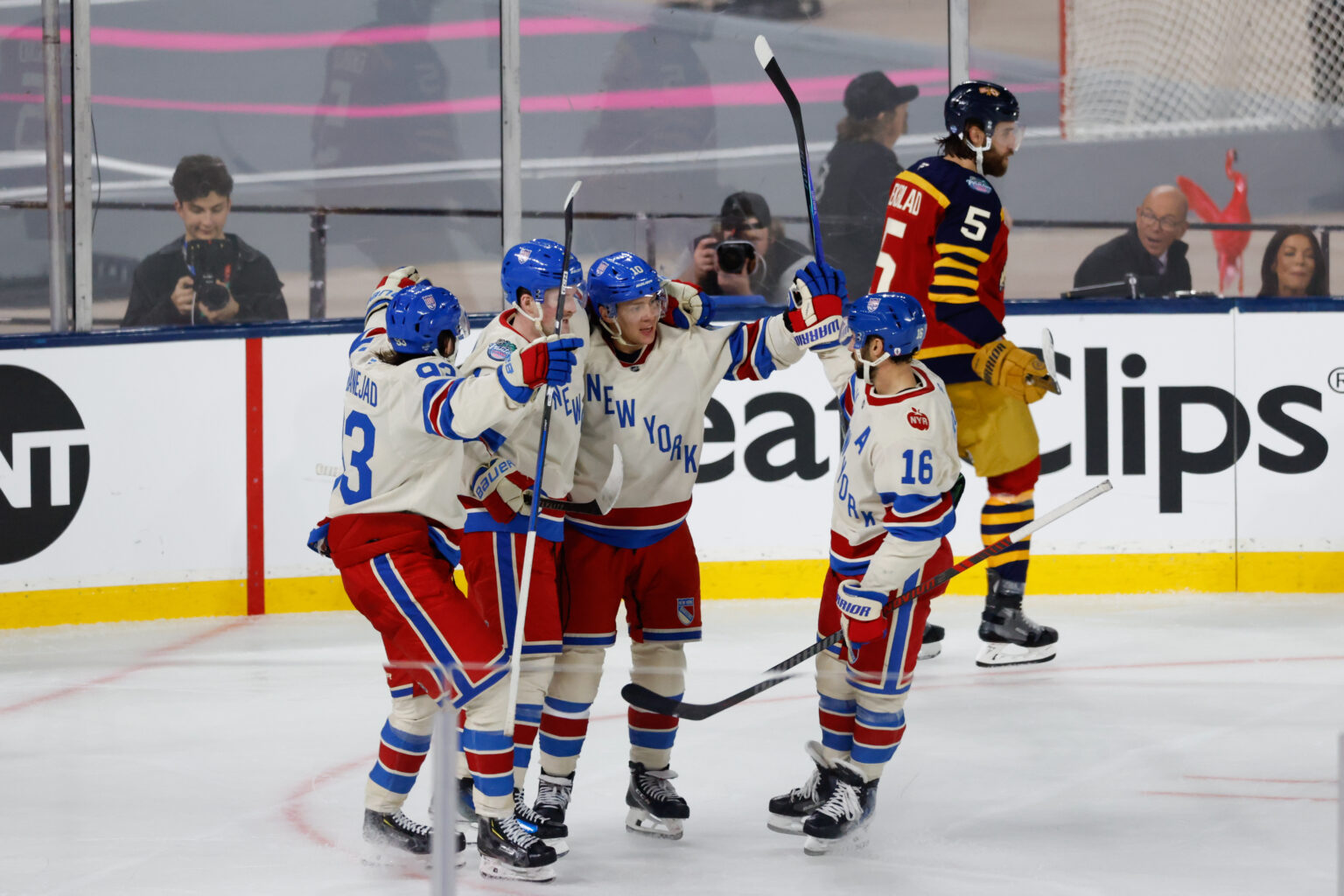 How an Igor Shesterkin Injury Will Impact the Rangers' Season - The ...